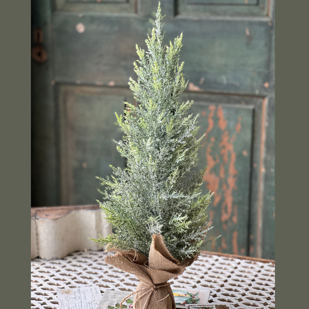 Fine Pine Tree, 23", Green Burlap – Love That Ribbon